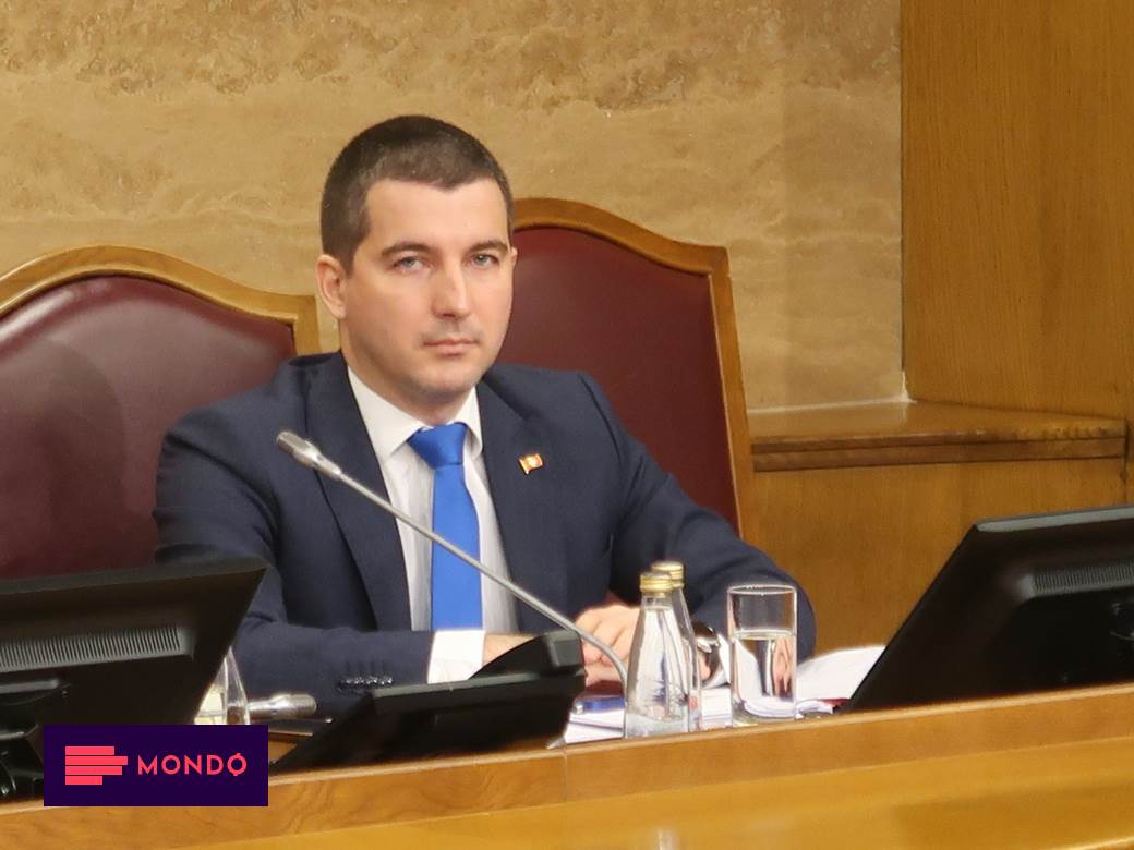 aleksa becic o kandidatu za predsjednicke izbore | Info | Politika