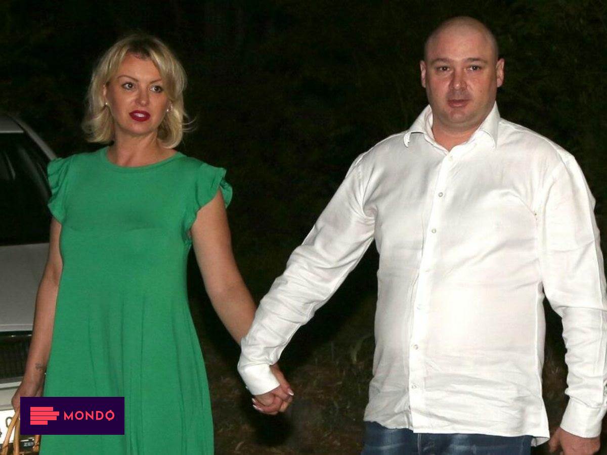 Pevačica Ivana Šašić zgrožena je ponašanjem svog bivšeg supruga Bojana Simića u rijaltiiju ...