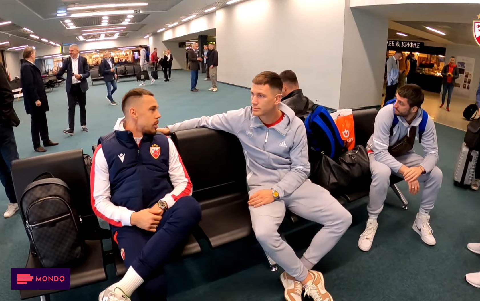 fudbaleri i kosarkasi zvezde zajedno u avionu | Sport | Fudbal