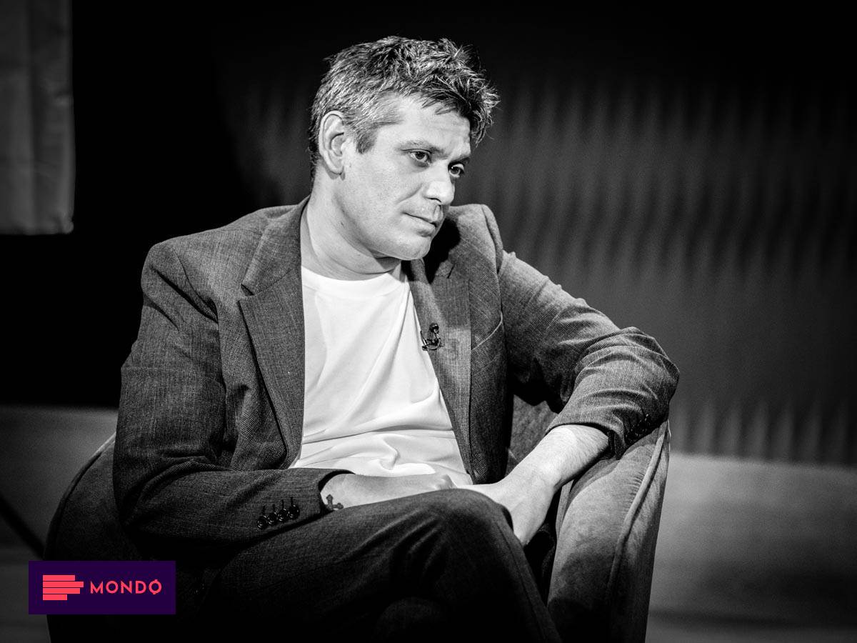 TIJELO MILANA RADULOVIĆA LAĆE DOPREMLJENO U SRBIJU | Magazin | Zvijezde ...