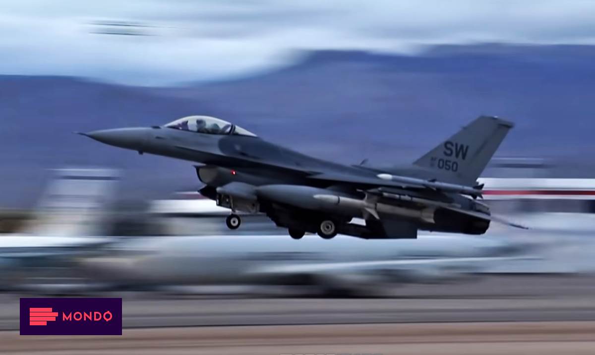 sad oboren nlo | Info | Svijet