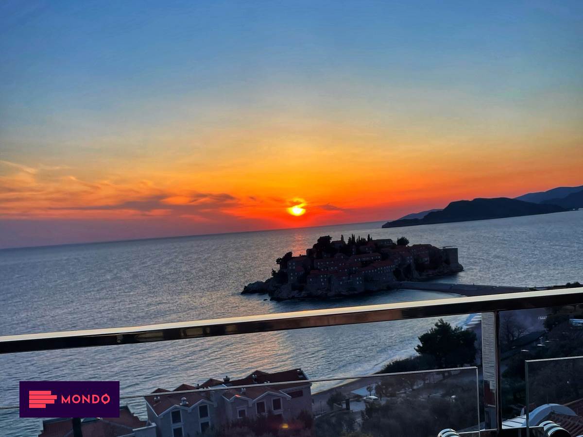 Grad-hotel "Sveti Stefan" i ovog ljeta pod katancem? | Info | Ekonomija