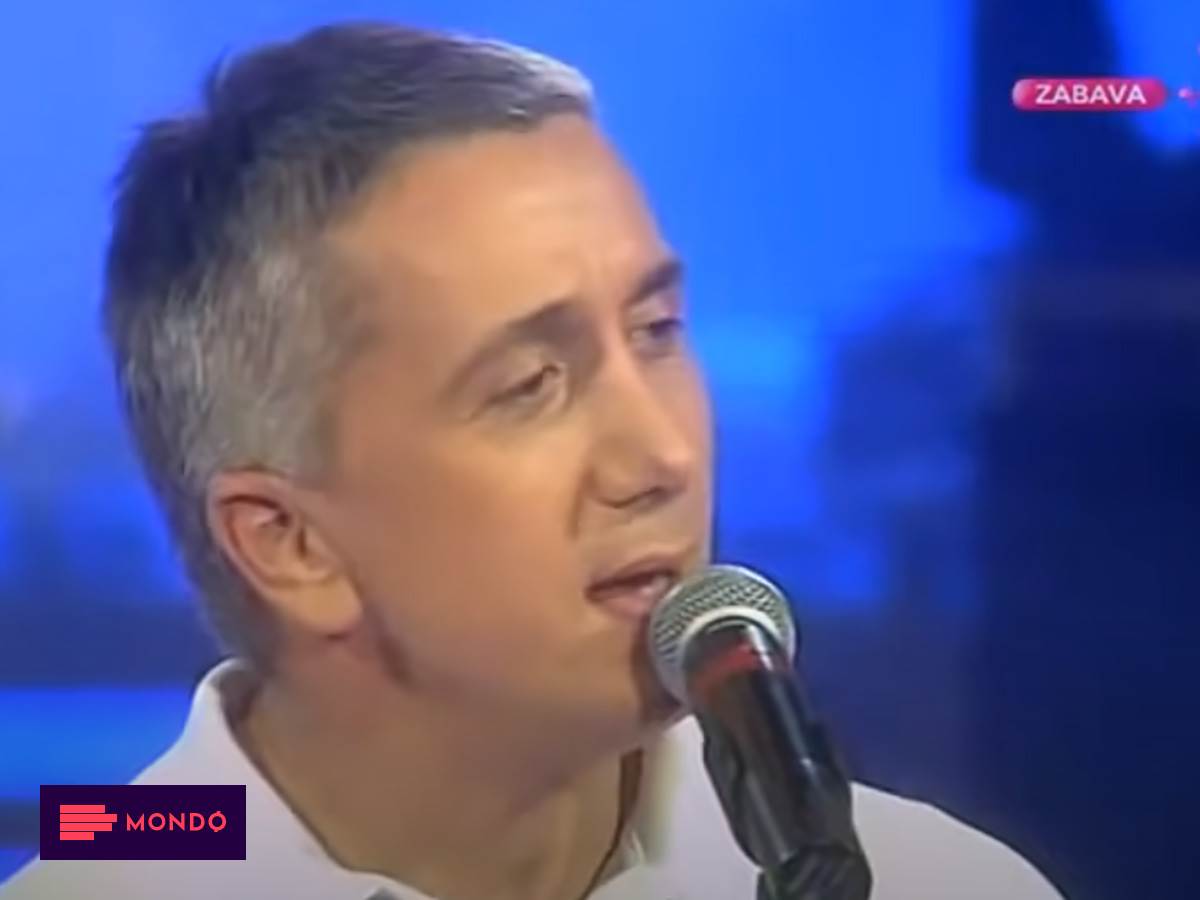 Pevač Rođa Raičević (45), iznenada je preminuo 7. oktobra 2001. godine ...