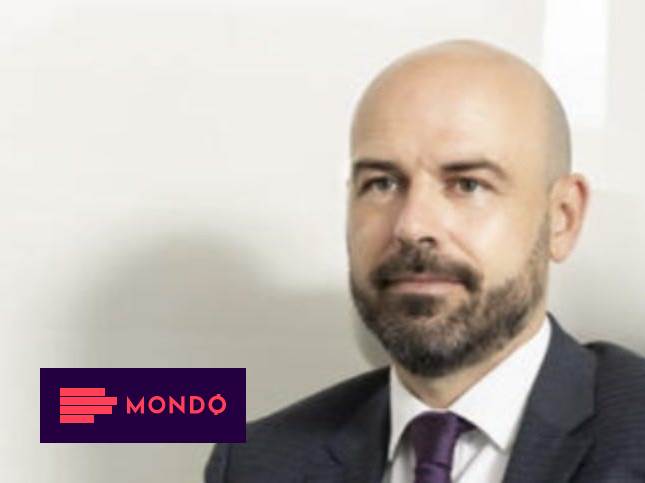 EPCG o izvrsnom direktoru Bulatovicu | Info | Politika