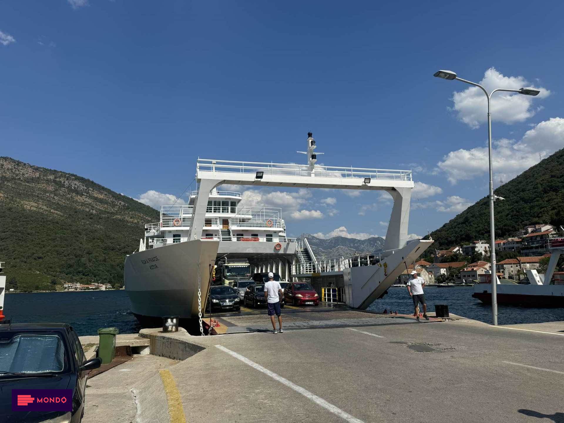 Identifikovani strani državljani koji su fizički napali zaposlene na ...